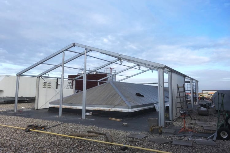 Heavy-duty Fabric Structure Covers Skyscraper Project, 12-Stories Up